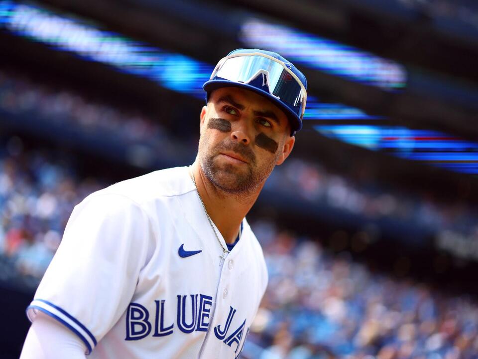 Reports: Phillies, Whit Merrifield agree to a one-year deal with 2025 ...