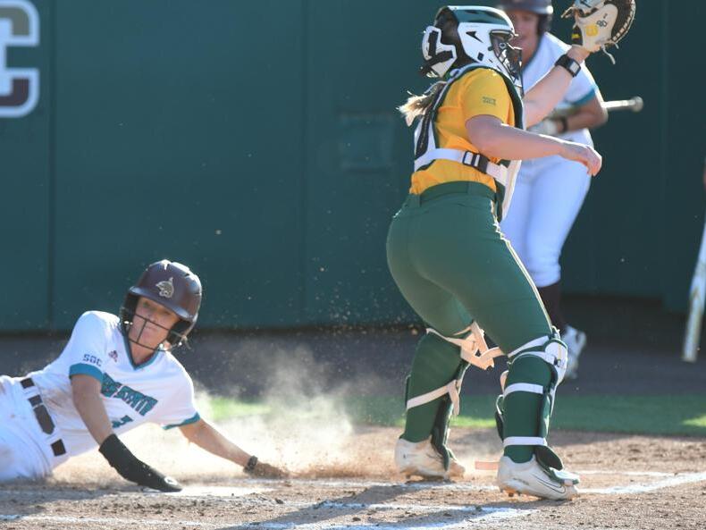 No. 23 Texas State defeats No. 21 Baylor in Top 25 Showdown