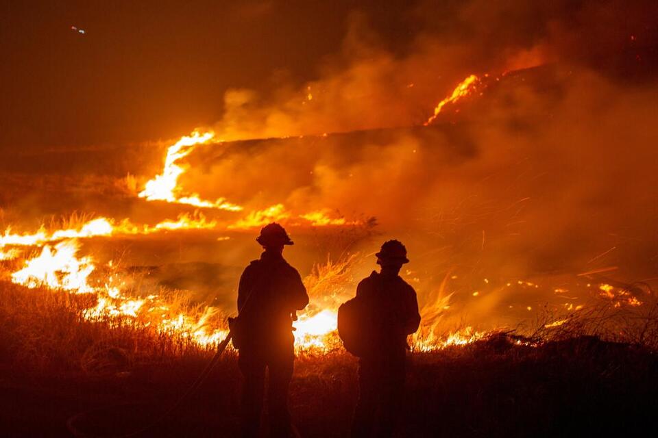 LA wildfires mapped: Border 2 fire stalled as rain brings risk of ...