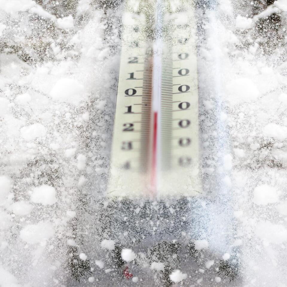 Two-hour delays announced for extreme cold forecasted for Tuesday ...