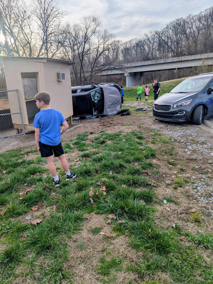 18-year-old In Jail Following Multi-Injury Crash At Trace Creek ...