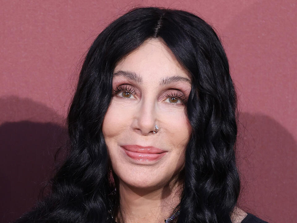 Cher, 78, Wears A Bedazzled Cutout Bodysuit To Perform At The amfAR ...