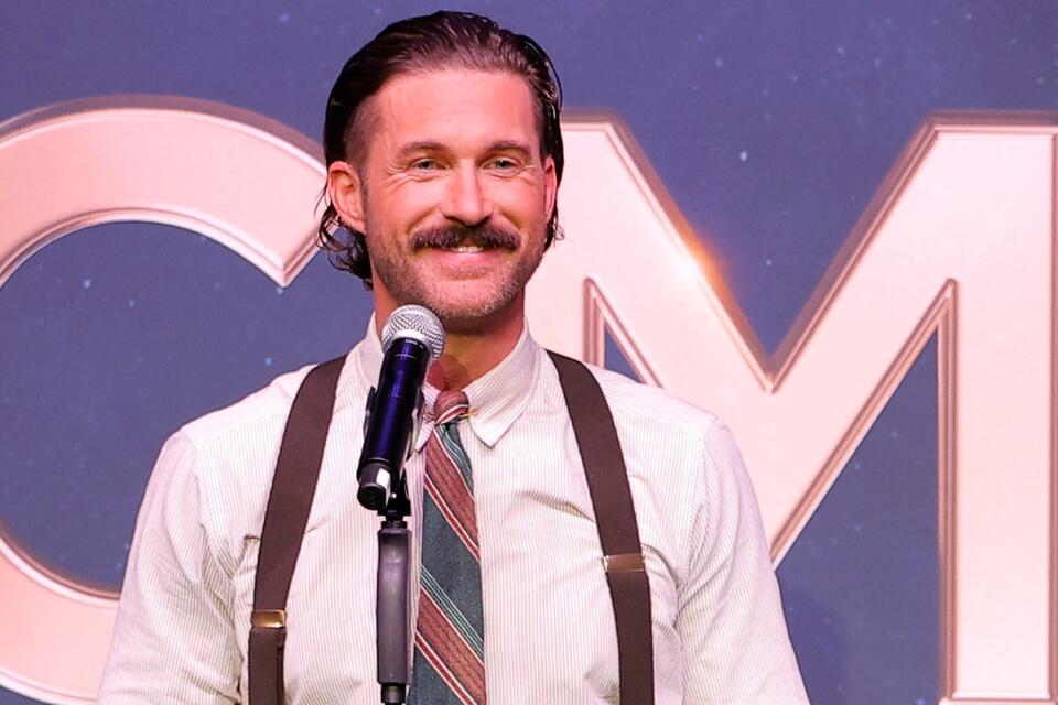 Riley Green Goes to Extremes to Show Love for His Parents - NewsBreak