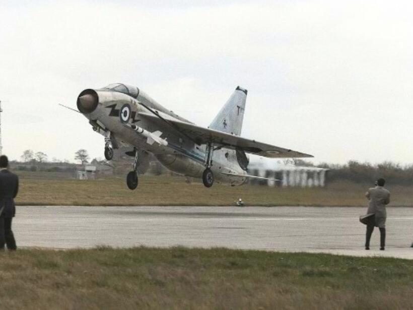From Maintenance to Mayhem: RAF Engineer Triggers Fighter Jet Takeoff ...