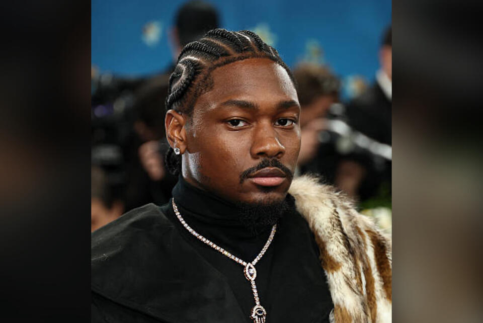 New England Patriots Coach Addresses Viral Video of Stefon Diggs ...