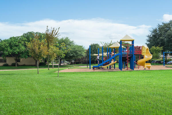 New program aims to bring free fun to neighborhood parks - NewsBreak