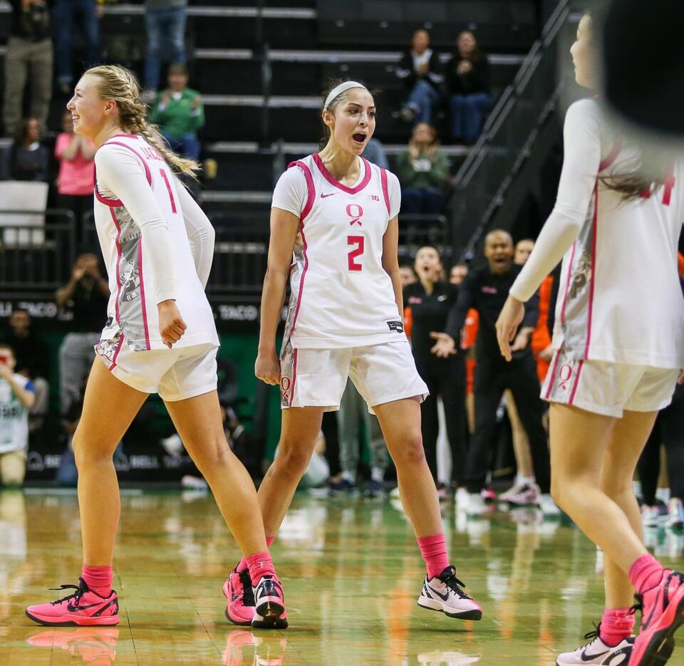 Katie Fiso’s near-perfect day leads No. 8-seeded Oregon women’s ...
