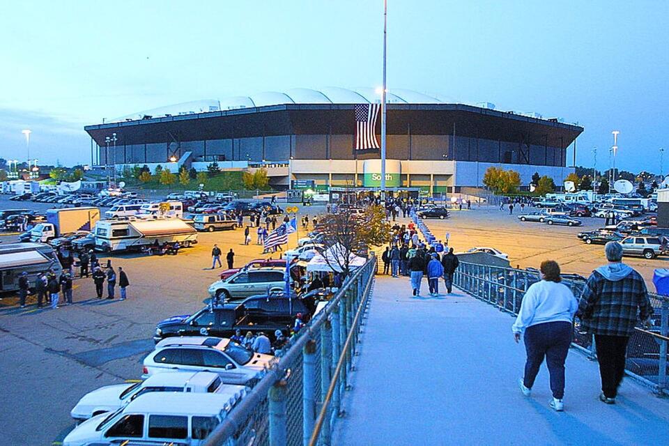 The Rise And Fall Of The Pontiac Silverdome In Detroit - NewsBreak
