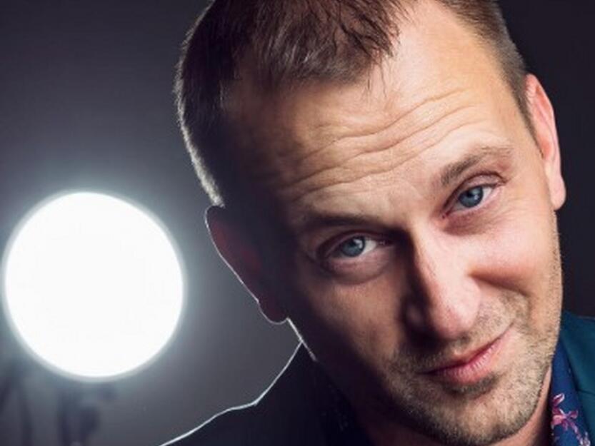 A NEW JEFF SWEARINGEN COMEDY DEBUTS AT THE FIT