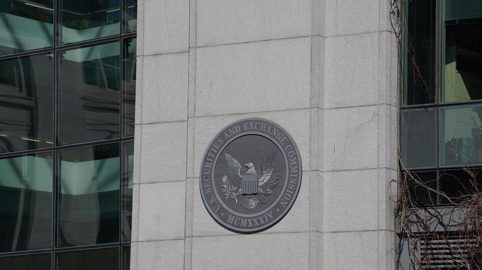 U.S. SEC's Crypto Enforcer David Hirsch Quits - NewsBreak