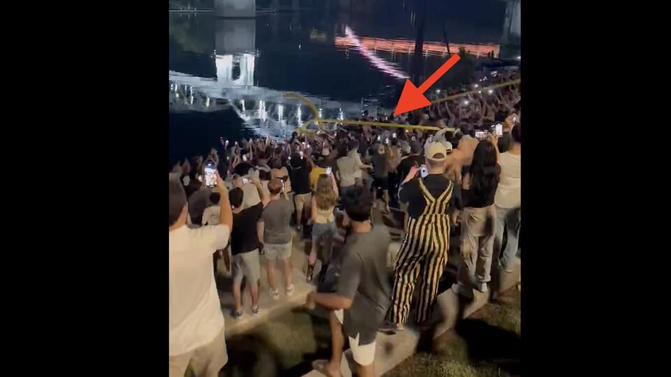 Vanderbilt students toss goal posts into river after upset over Alabama ...
