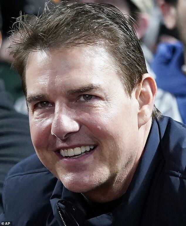 'What has Tom Cruise done to his face?' Top Gun star sparks speculation ...