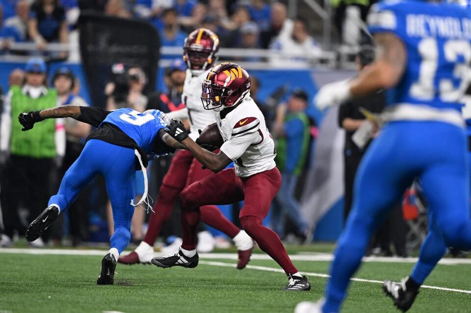 Was There a Pick-Six in the NFL Playoffs? Explaining Applebee’s Free ...
