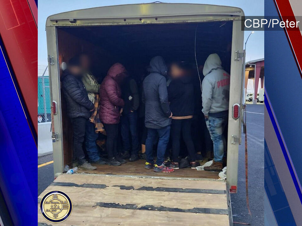 U.S. Customs and Border Protection agents apprehend 61 migrants at Las ...