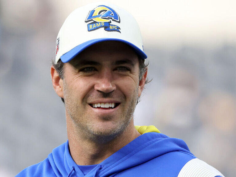 Report: Falcons to hire Zac Robinson as OC - NewsBreak