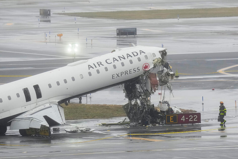 ‘Stop, truck 1, stop’: Audio captures moments before deadly plane crash ...