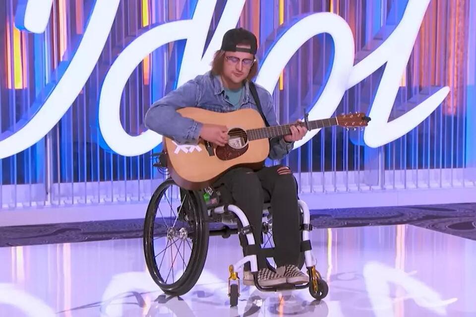 Sam Sparks Stuns ‘American Idol’ Judges With Powerful Audition From a ...