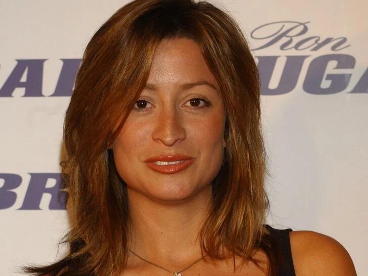 Rebecca Loos, Alleged Ex-Mistress of David Beckham, Showers Brooklyn ...