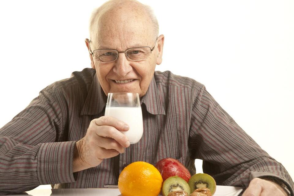101-Year-Old Expert Shares 7 Tips to Live Longer - NewsBreak