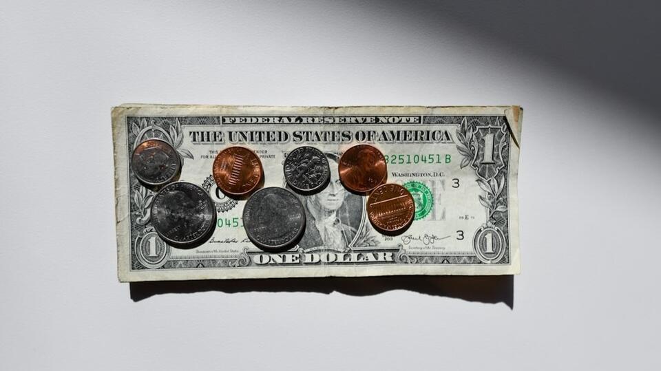 California city's Minimum Wage to Rise to $18.70 in 2026, Among ...