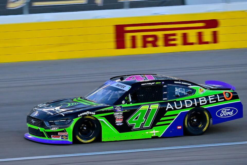 Mayer Finishes Top 10 at Las Vegas; Creed 11th in Round of 8 Opener ...