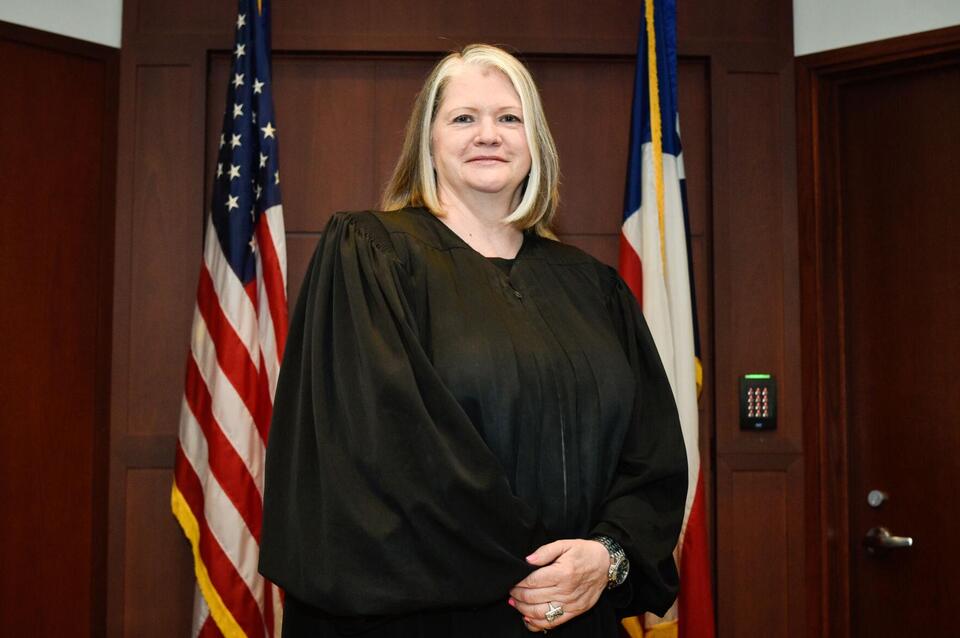 Judge Margaret Barnes stepping away from Denton County bench after her ...