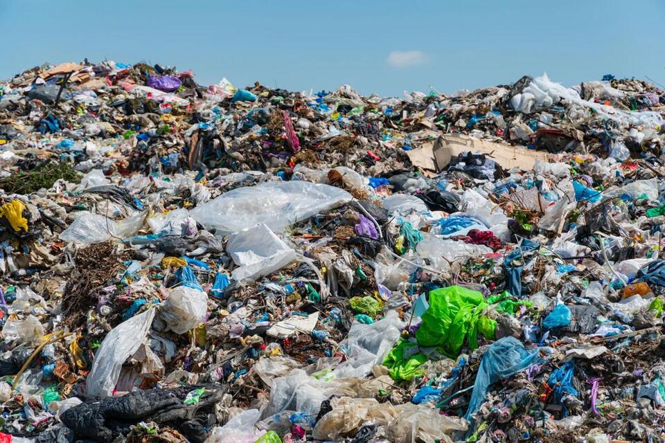 Banned chemical allowed at NEPA landfill - NewsBreak