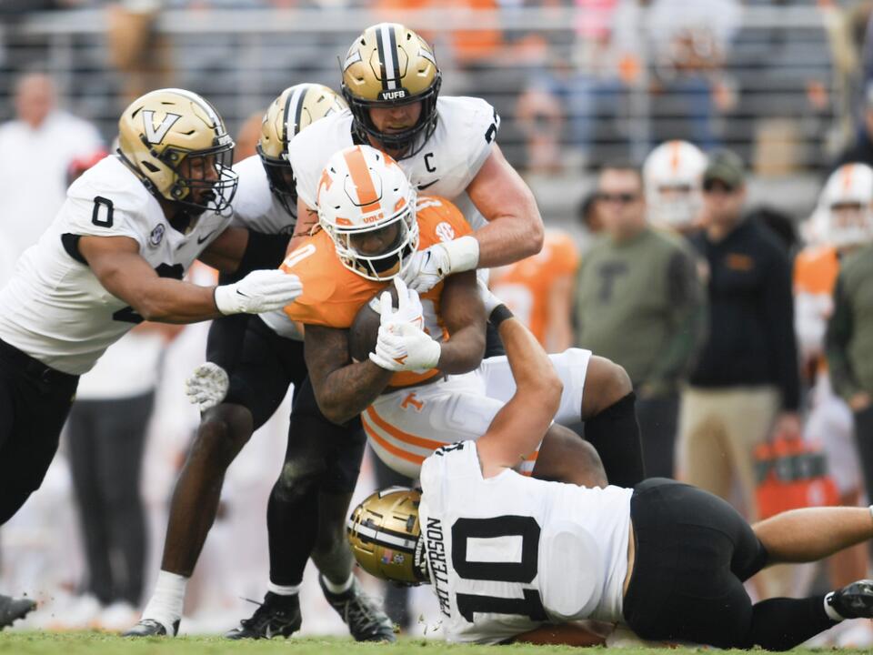 Former Tennessee Vols RB Jaylen Wright is impressing early during ...