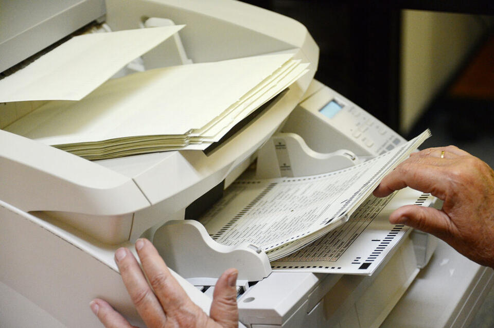 Alaska primary count is done, as near-record voting sets fields for ...
