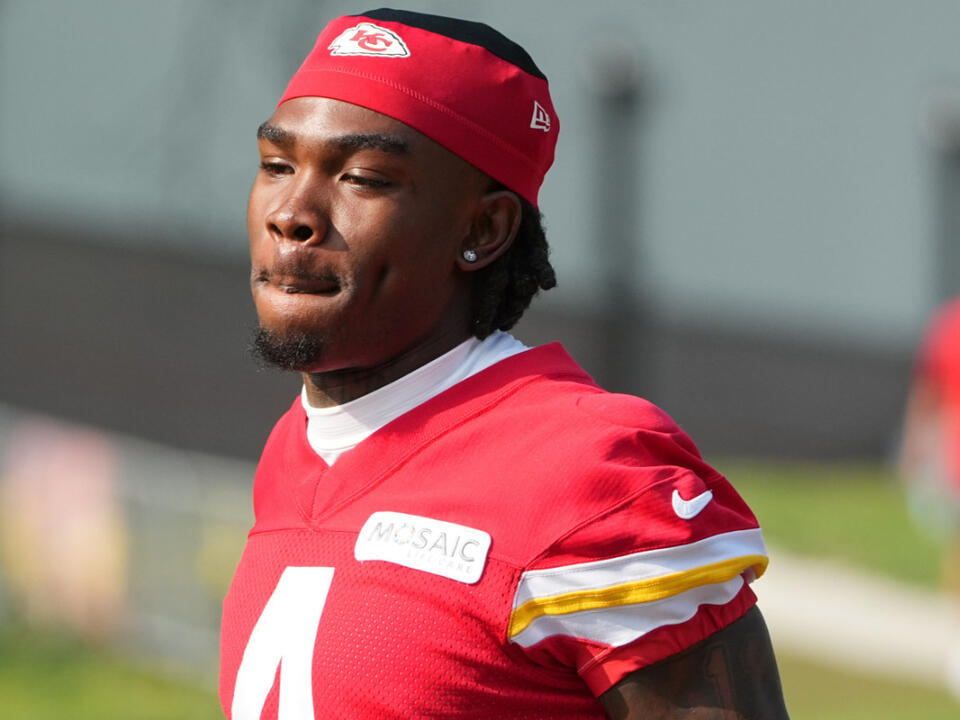 Patrick Mahomes is playing an important role in troubled Chiefs wide ...