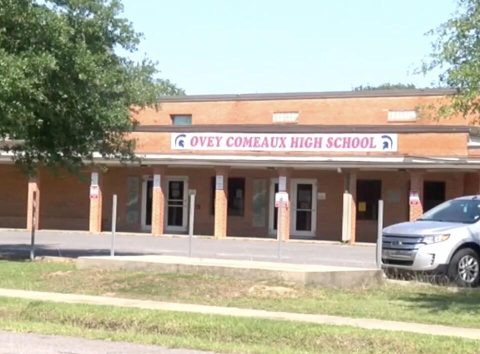 Comeaux High Faces Closure Again Under New LPSS Plan - NewsBreak