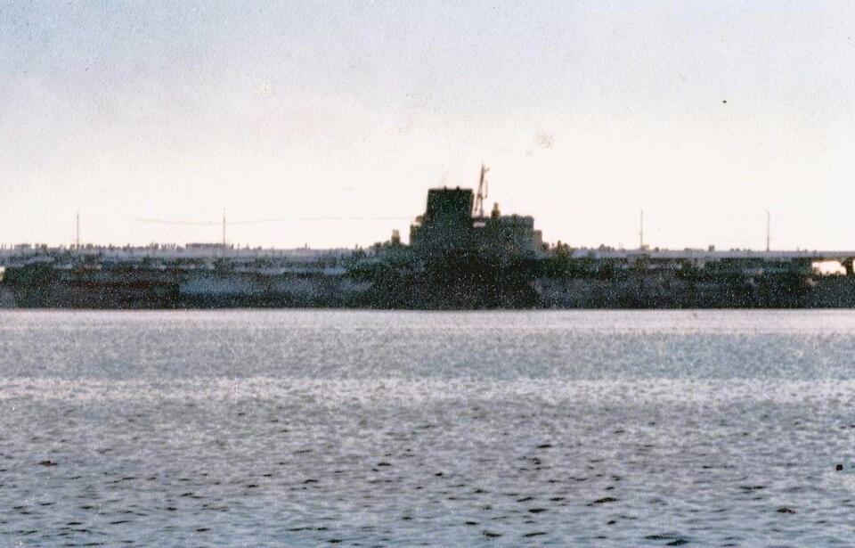 The USS Archerfish (SS-311) Holds The Record For The Largest Warship ...