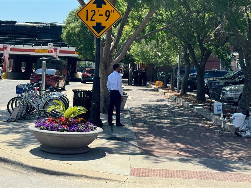 Standoff in downtown Wichita ends with one in custody