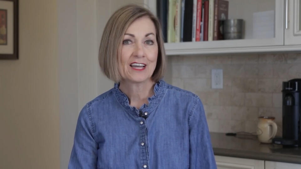 ACLU sues Kim Reynolds' office over Satanic Temple of Iowa public ...