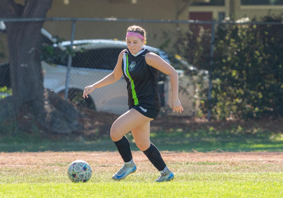 The Struggle of Balancing Being a Student and an Athlete - NewsBreak