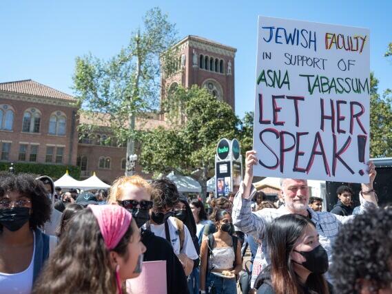 USC Valedictorian Asna Tabassum Plans To Attend Commencement As ...
