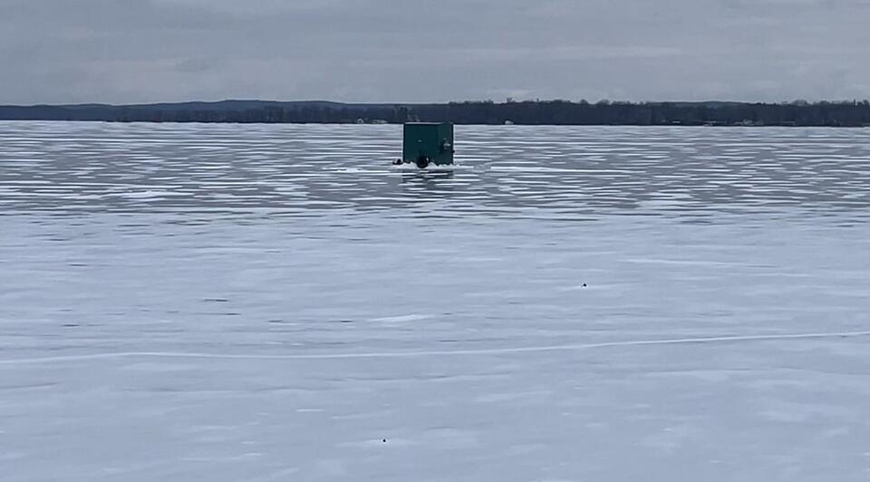 ‘Not normal year for ice conditions’: Ice problems in Lake Country ...