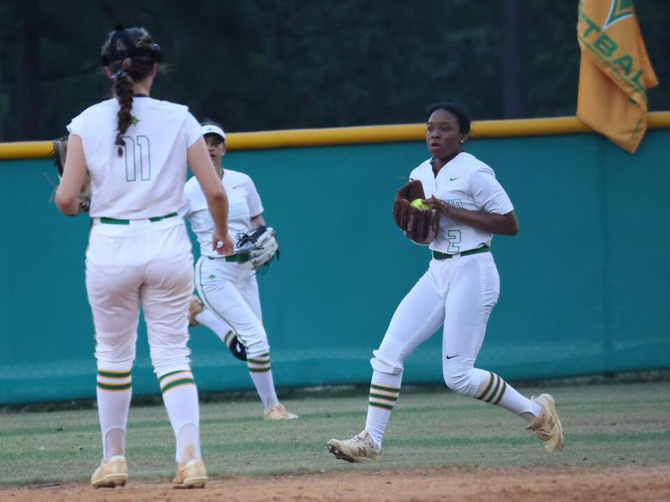 Lady Raiders edged late by Union Pines