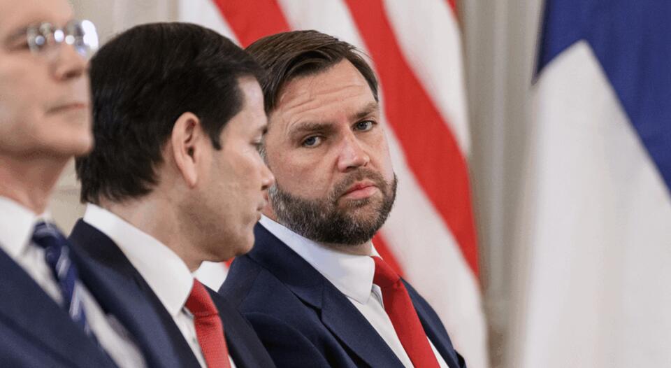 Secret Service Agent Assigned to JD Vance Placed on Leave After Alleged ...