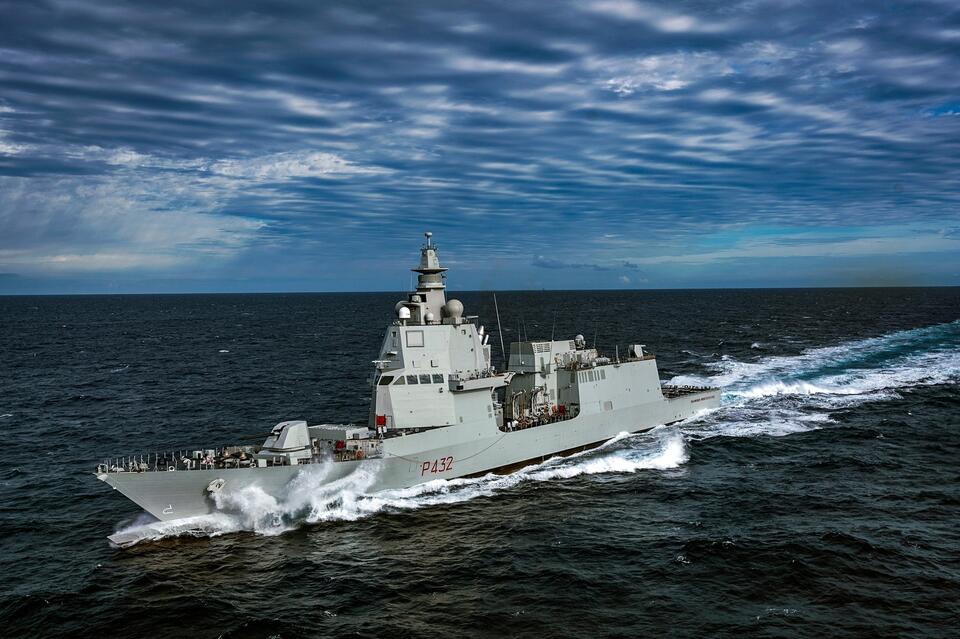 Montecuccoli ship anchors at the naval base in San Diego: the exchange ...