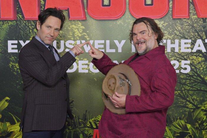 Jack Black, Paul Rudd attend 'Anaconda' premiere - NewsBreak