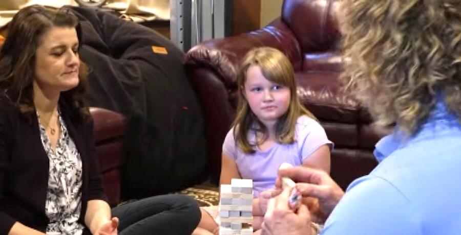 ‘Sister Wives’ Ariella Brown’s Hate Comes From Robyn? - NewsBreak