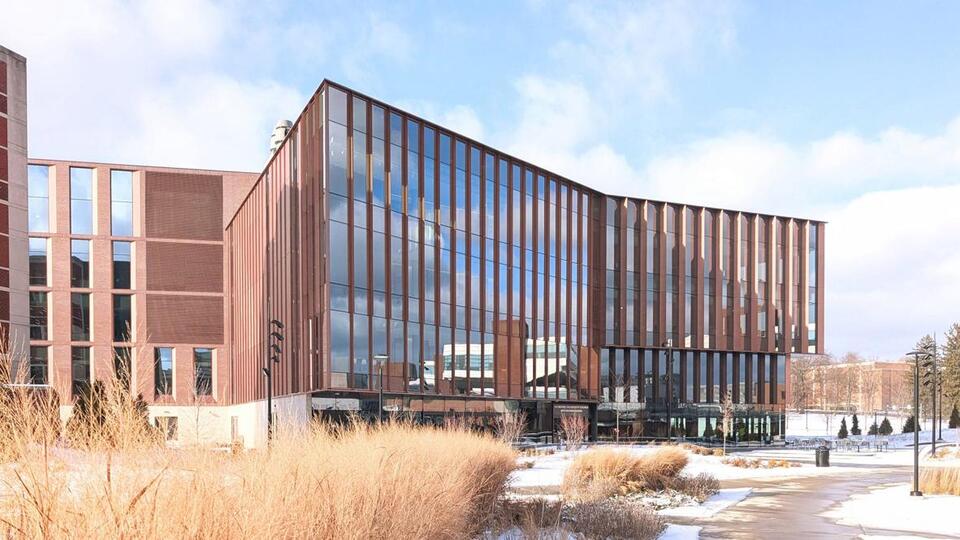 Payette creates engineering building with a "folded form" at Penn State ...