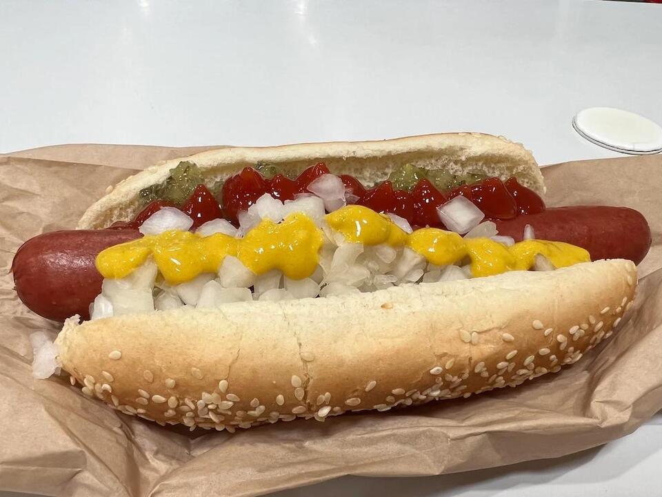 15 Costco Hot Dog Facts That Define a Food-Court Classic - NewsBreak