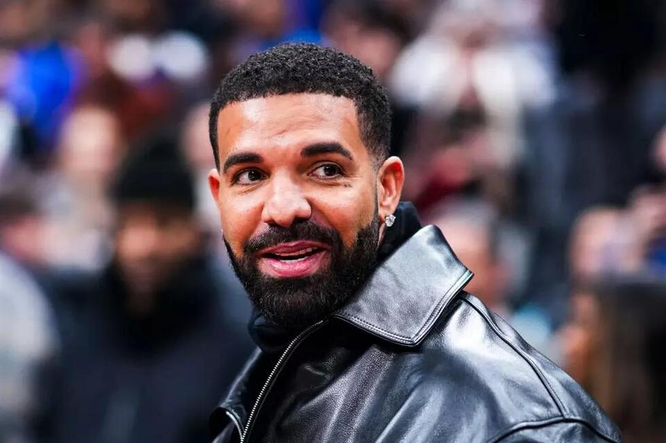 Drake Addresses Rap Beef and People Waiting on His Obituary on New Song ...