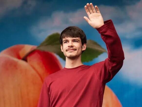 Rex Orange County Announces ‘Finally: A Theatre Tour,’ Promising Fans A ...