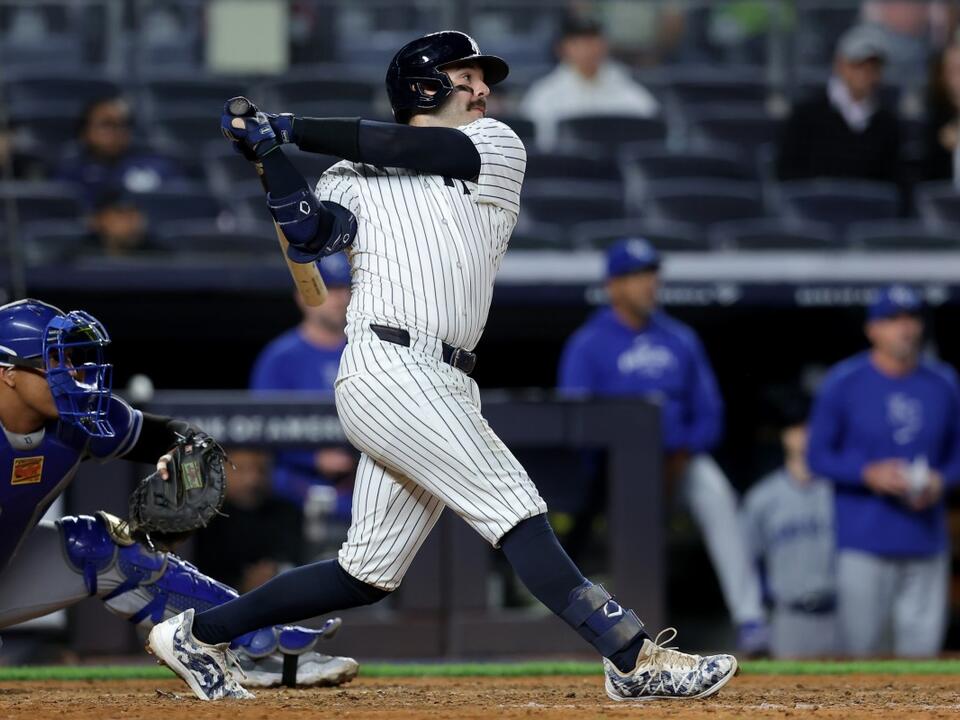 New York Yankees Score 10 In Series Opener Against Kansas City Royals