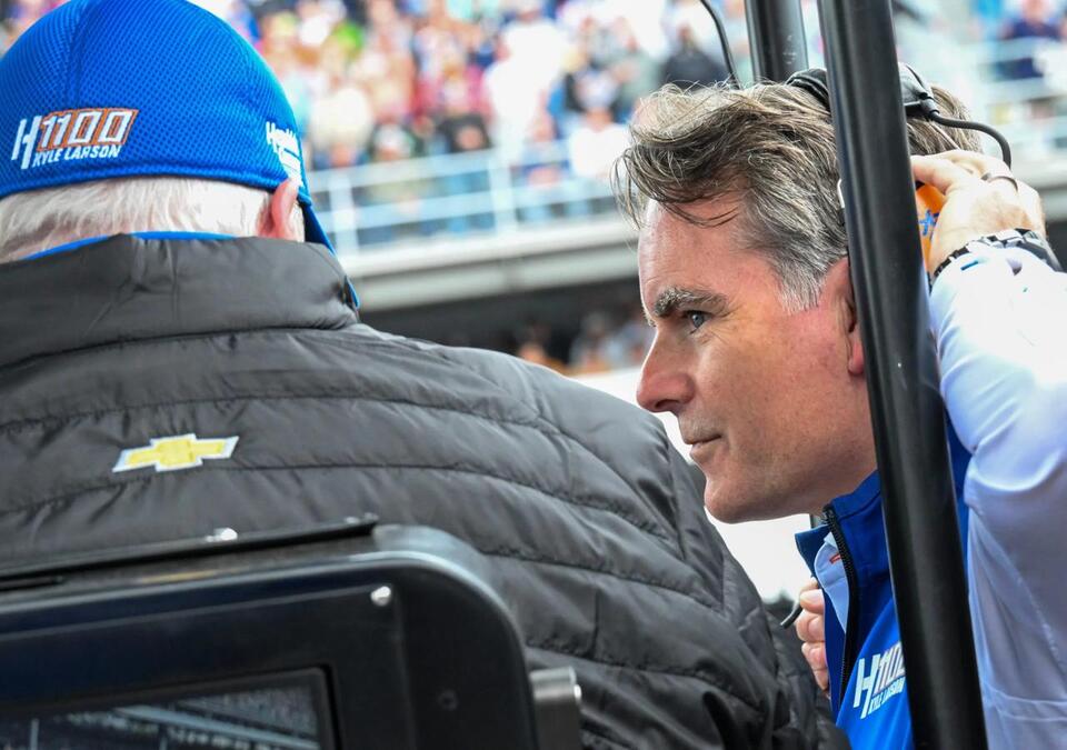 Chase Elliott’s Crew Chief Drops Hilarious Tease About Hendrick’s ...