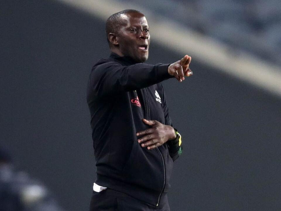 No Kaizer Chiefs & Orlando Pirates players as Helman Mkhalele names ...