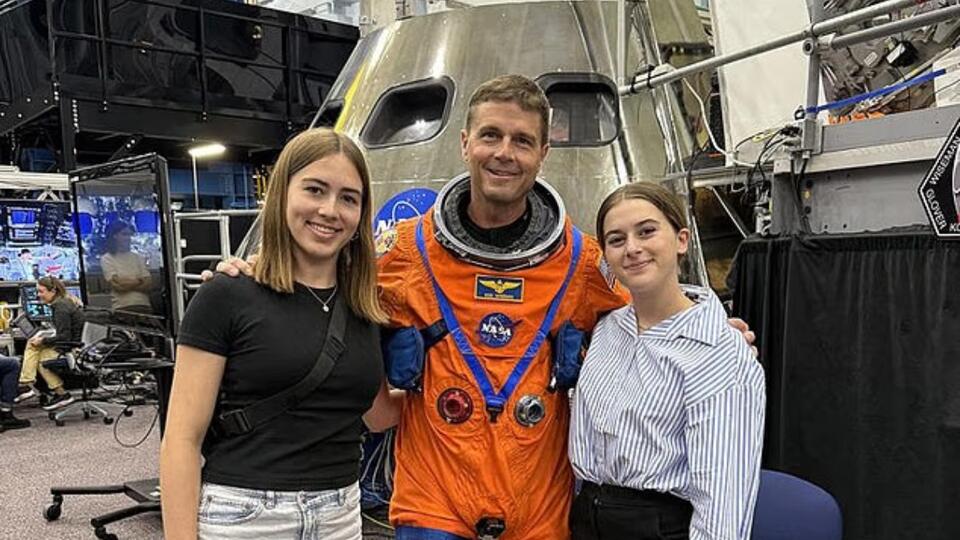 Astronaut Reid Wiseman Had an Emotional Talk with Daughters Before ...